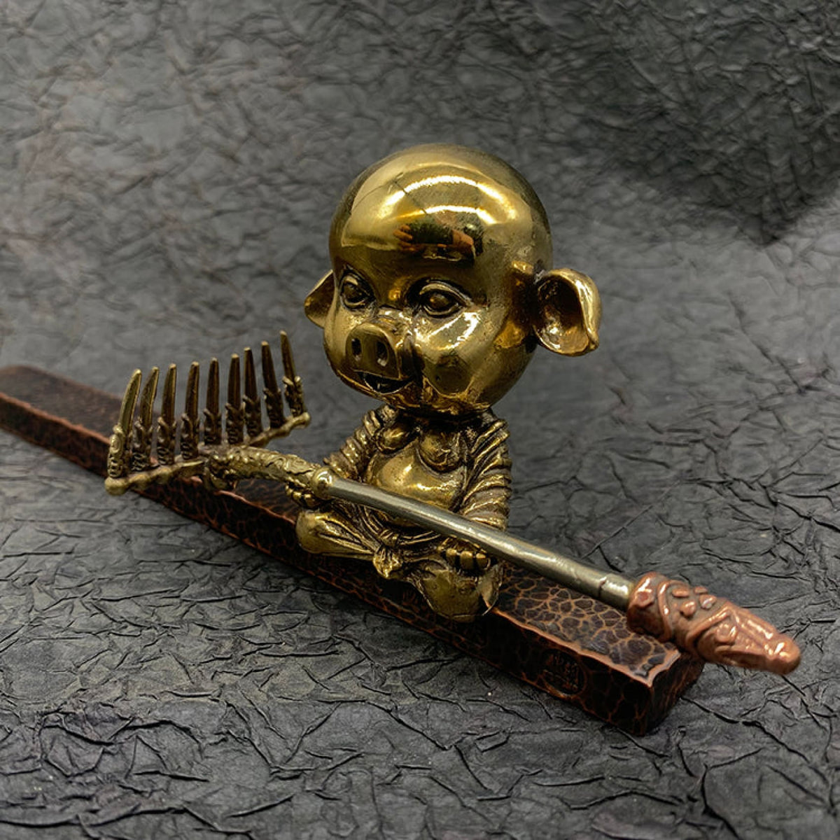 Monk Pig Statue,Tabletop Ornaments,Brass Sculpture Christmas Gifts,Bed ...